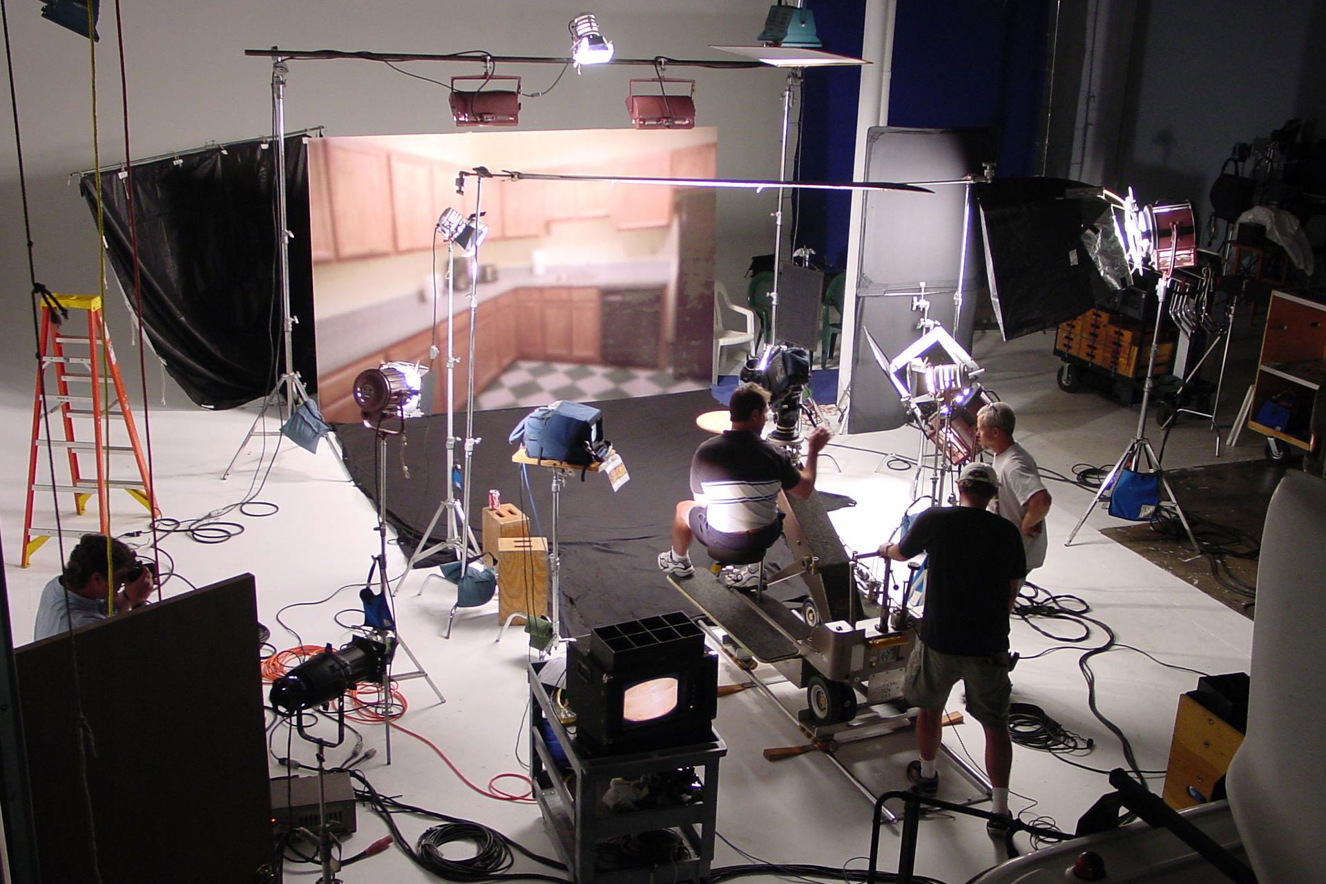 Studio – Shooting Stars Post